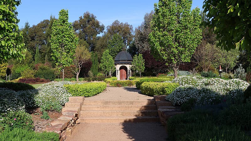 Emeri's Garden Gallery | De Bortoli Wines